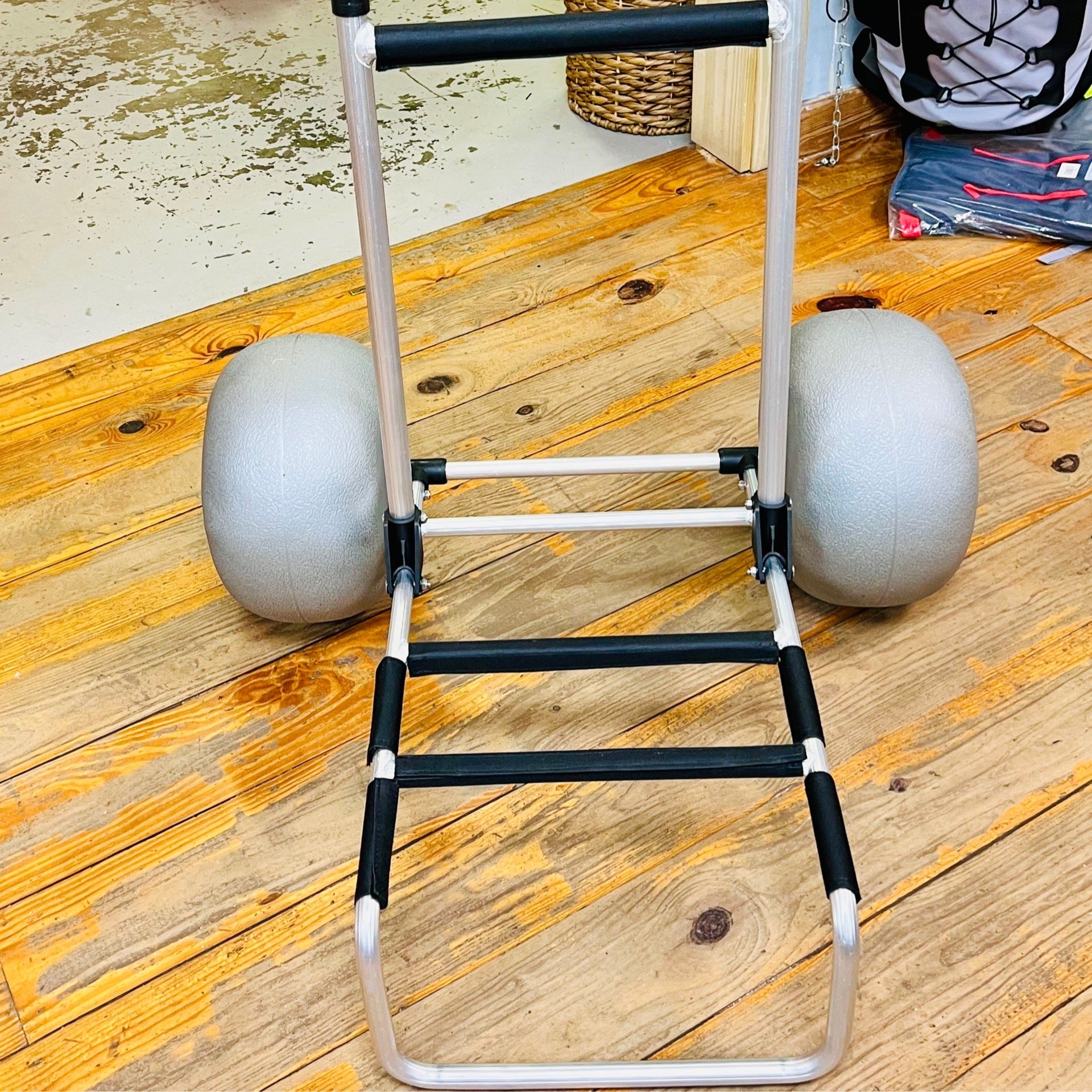 Balloon Wheel Beach Dolly | Lost Key Outdoors